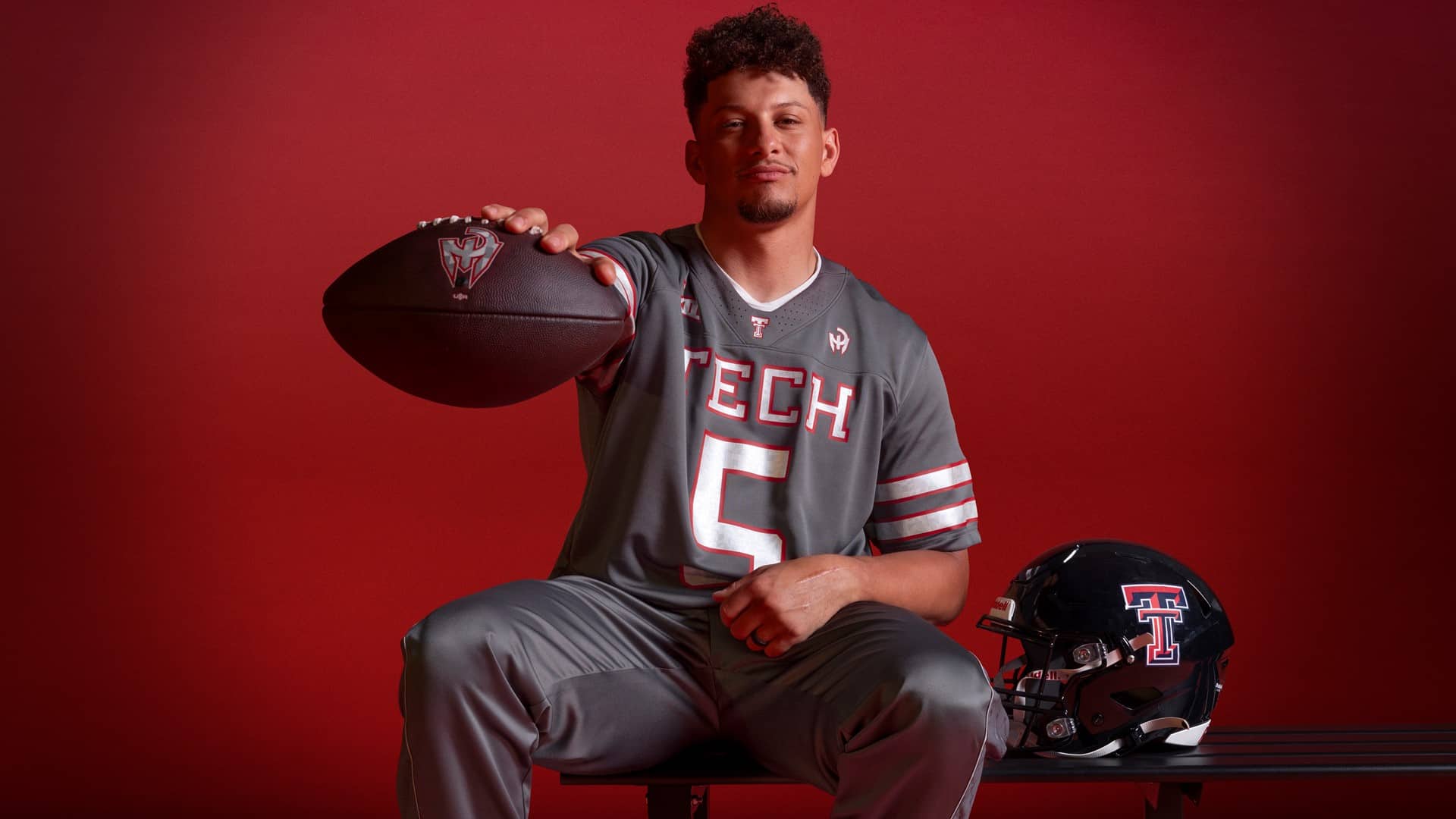 The Rollercoaster Life of Football Superstar Patrick Mahomes – Page 40